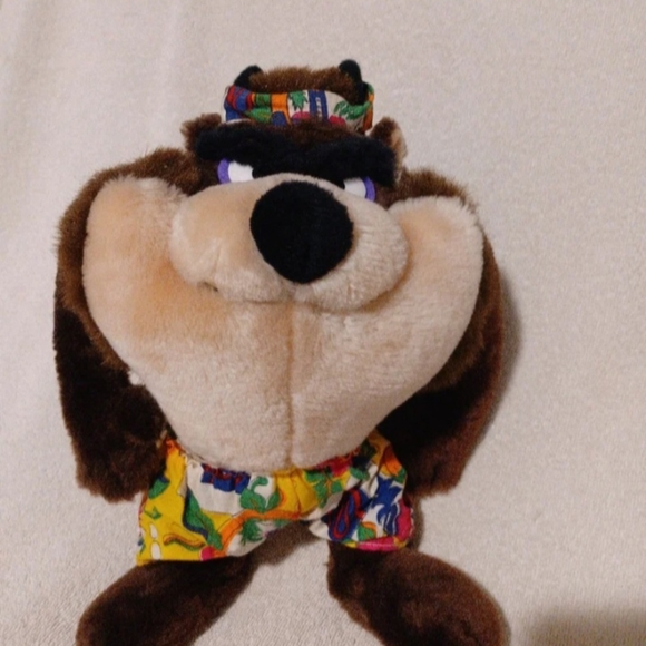 Warner Bros. | Other | Vintage Looney Tunes Wb Taz On The Beach Plush ...